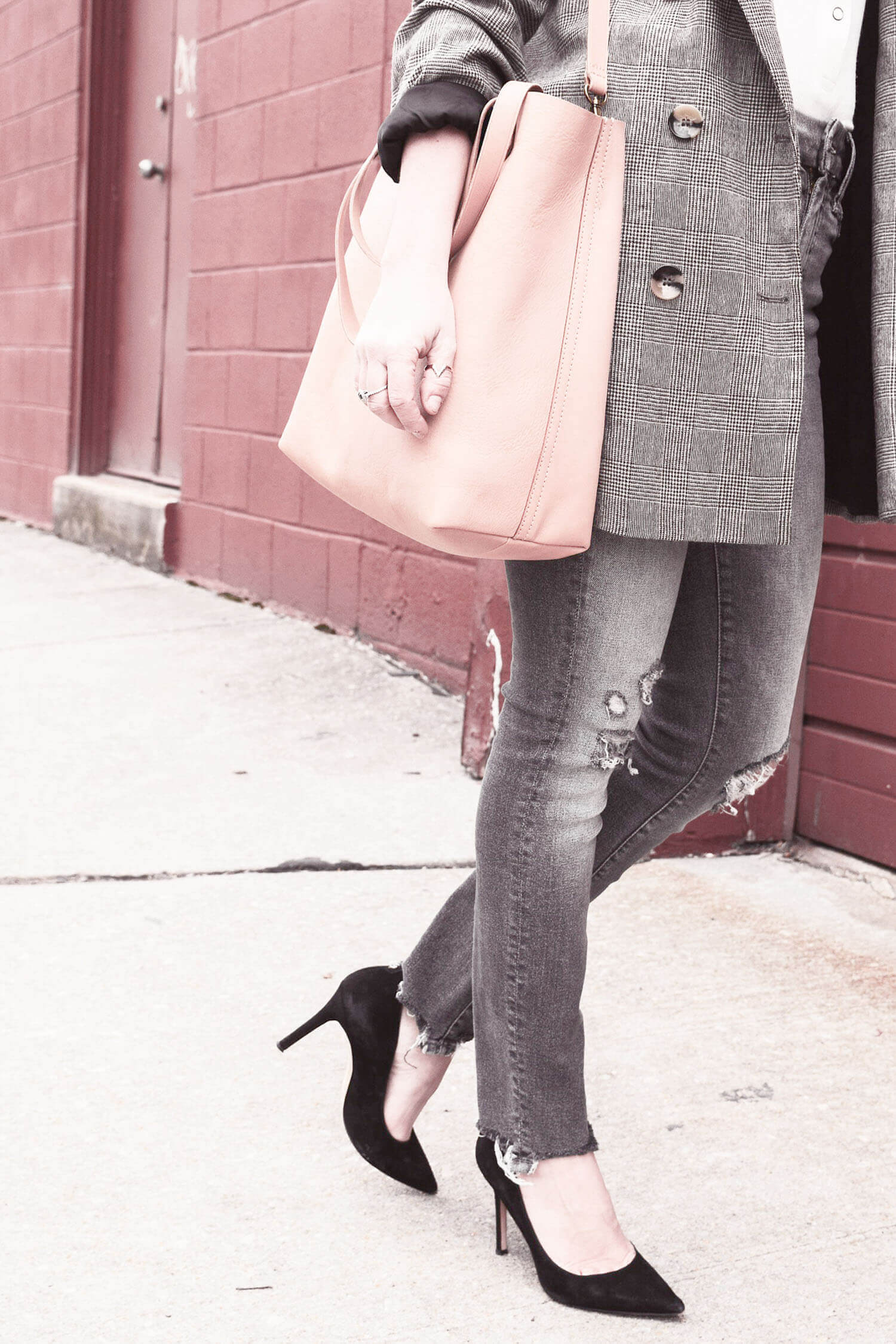 6 Tips to Always Look Stylish - Little Blank Diaries